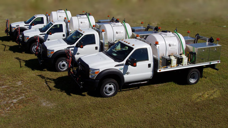 CCI - Roadside Spray Truck with Chemical Injection | 1100 Series
