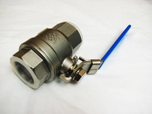 CCI - 1 1/2" FPT Full Port Locking Handle Ball Valve - 316 Stainless Steel