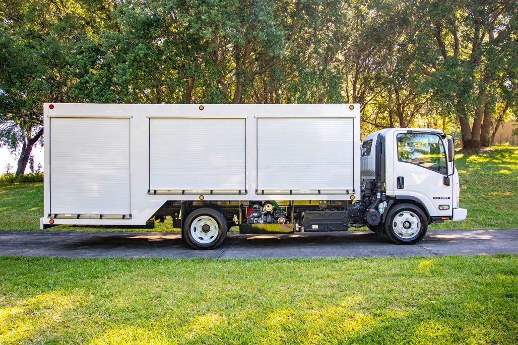 CCI - Z-Spray Lawn & Tree Care Spray Truck | 1700 Series