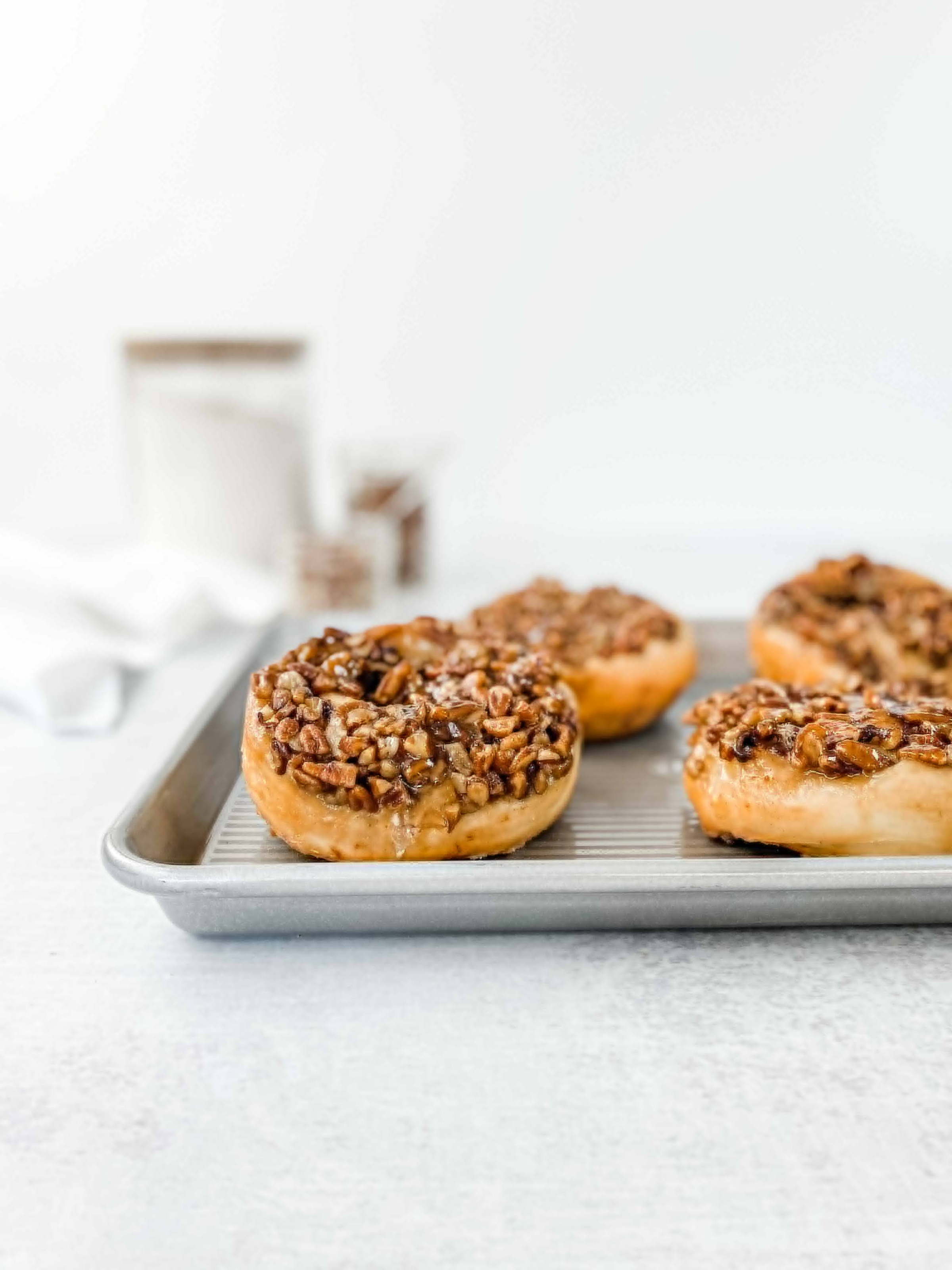 Nonstick Jelly Roll Pan with Silicone Baking Mat - USA Pan