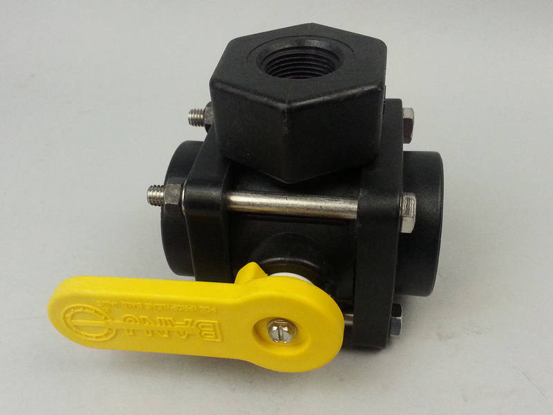 CCI - 3/4" Banjo 3 Way Ball Valve - Side Load - Polypropylene